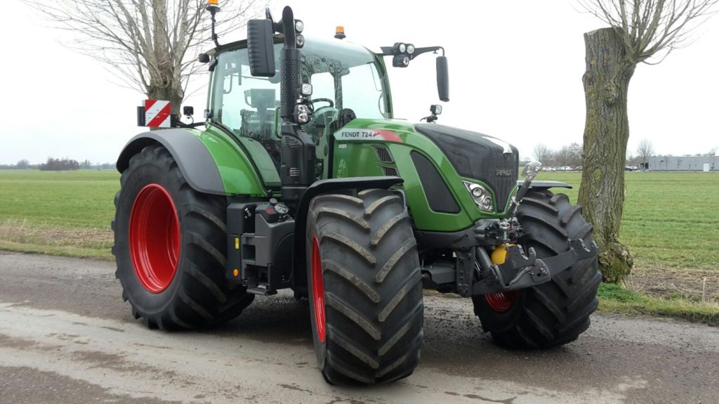 Fendt 724 S4 Profi Plus - Holland Utrecht B.V.