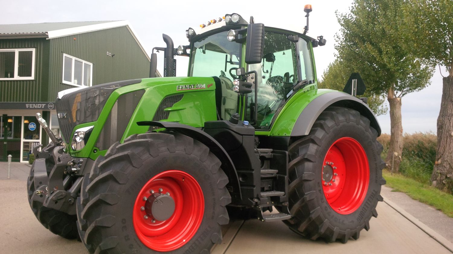 Fendt 824 Profi In Nature Green Afgeleverd Holland Utrecht B V